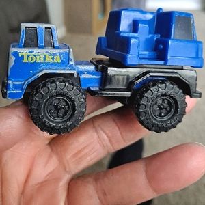 Tonka | Other | Vintage 992 Tonka Corp Miniature Blue Bucket Truck 35 ...